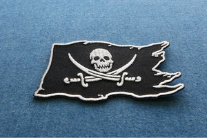 Pirate Skull Flag Patch – Embroidered Iron-On Patch ( 3.5 x 2.5 inches